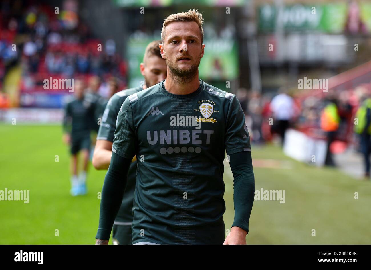 Leeds United's Liam Cooper warms up ahead of the match Stock Photo - Alamy