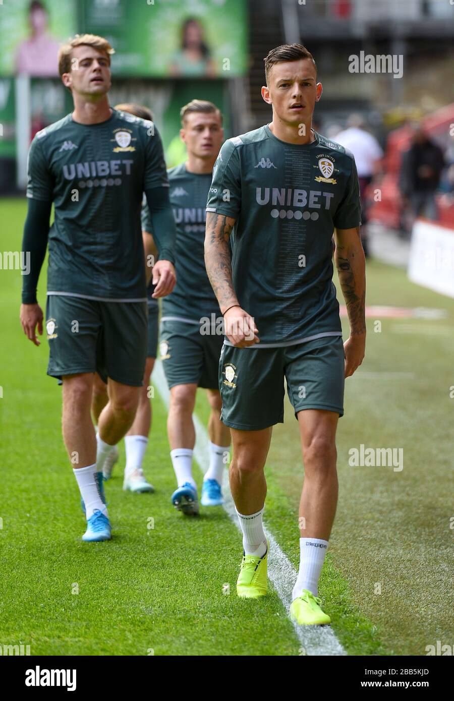 Leeds United's Ben White warms up ahead of the match Stock Photo - Alamy