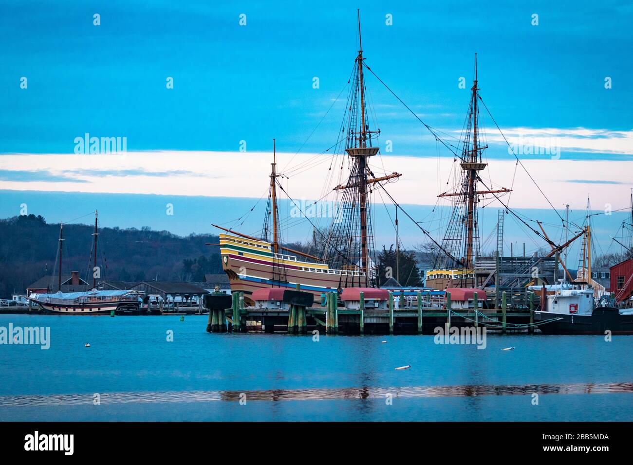 Mayflower museum hi-res stock photography and images - Alamy