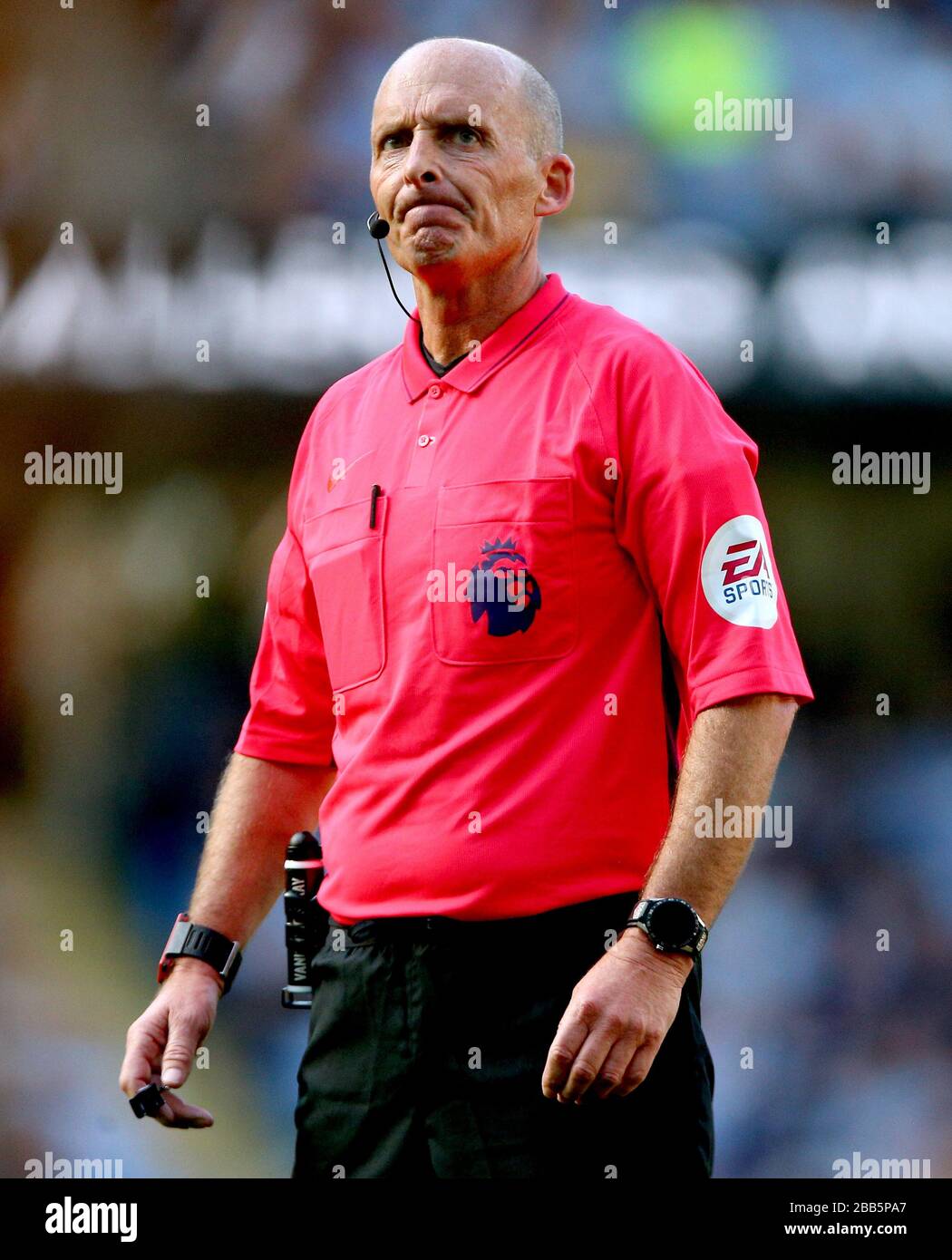Referee Mike Dean Stock Photo - Alamy