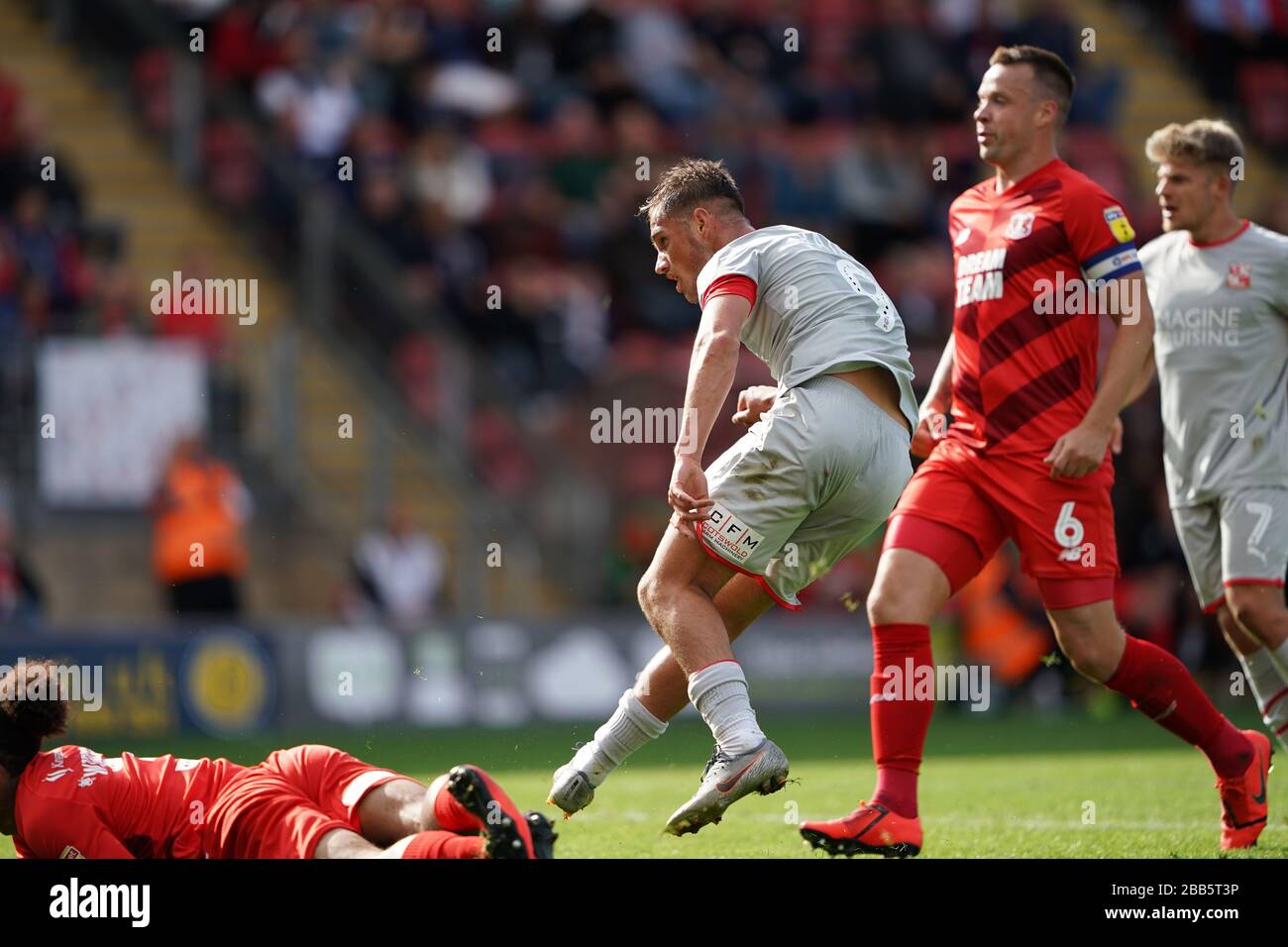 Jerry Yates Football High Resolution Stock Photography and Images - Alamy