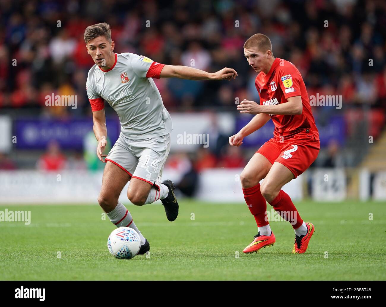 Leyton orients sam ling hi-res stock photography and images - Alamy