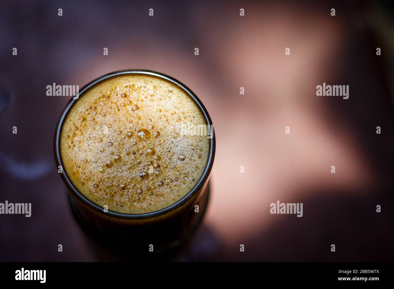 Love circle hi-res stock photography and images - Alamy