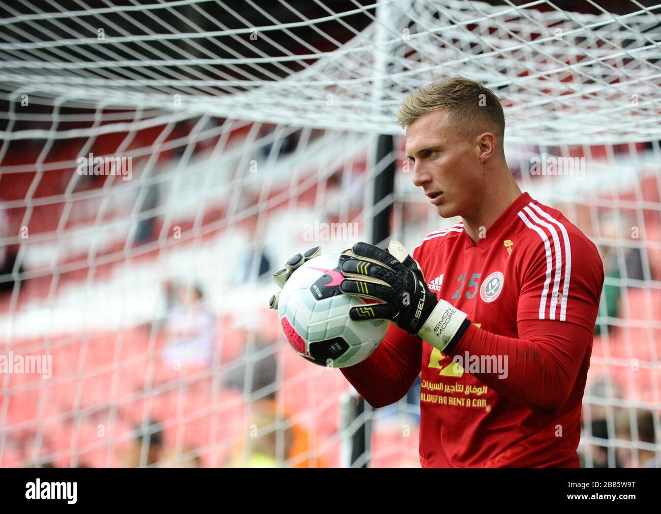 Sheffield United goalkeeper Simon Moore Stock Photo - Alamy
