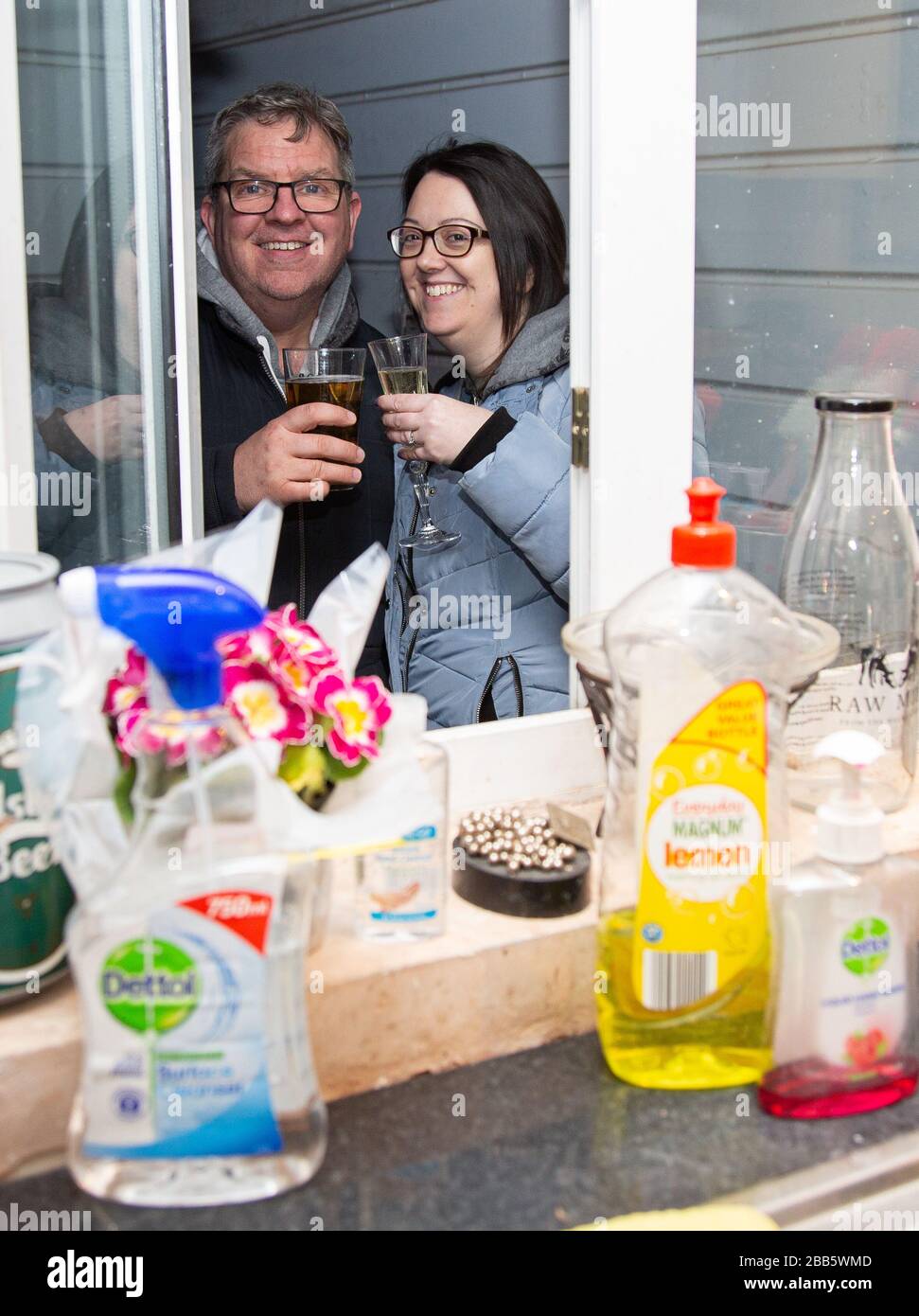 Drinking through window coronavirus hi-res stock photography and images ...