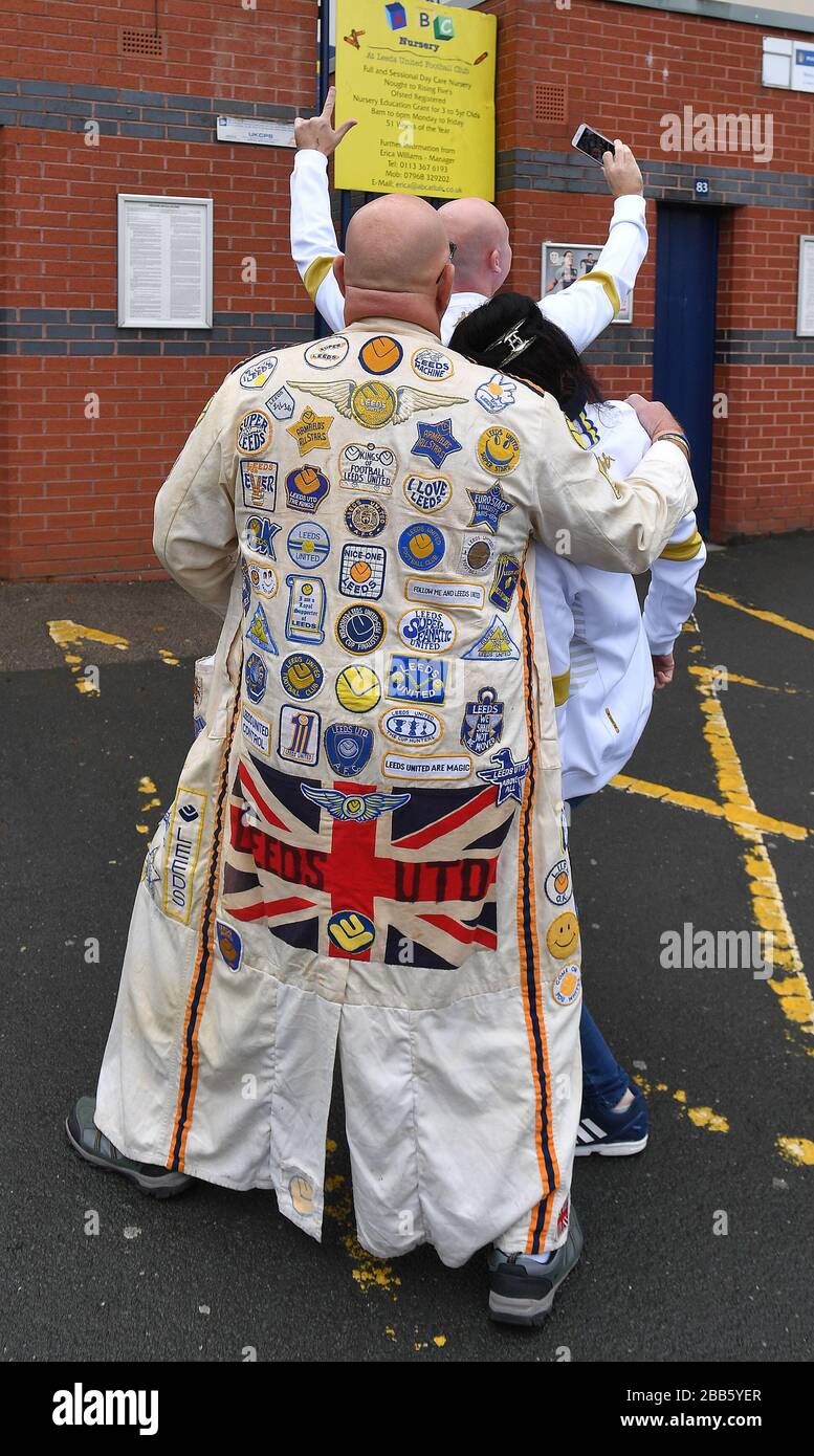 Lufc fan hi-res stock photography and images - Alamy