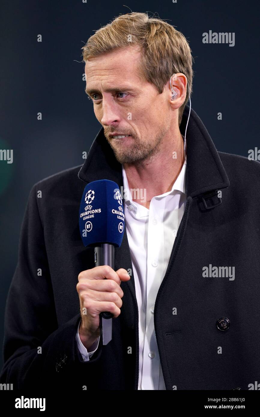 Peter crouch soccer pundit hi-res stock photography and images - Alamy