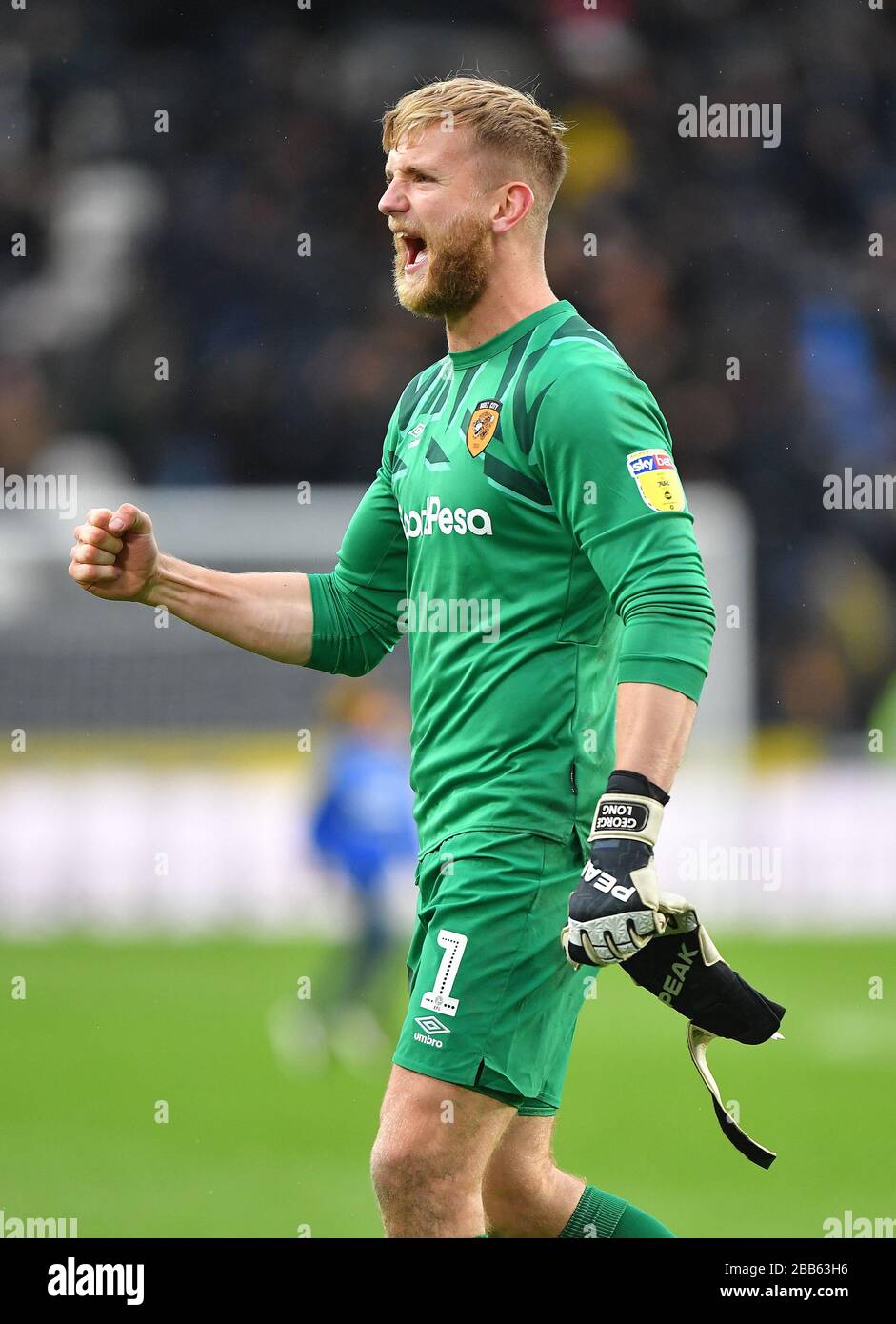 Hull City's George Long celebrates his team’s victory at the final ...