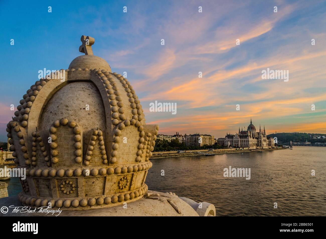 Crown of saint stephen hi-res stock photography and images - Alamy