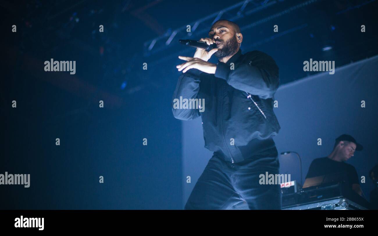 Kano aka Kane Brett Robinson live at o2 victoria warehouse manchester ...