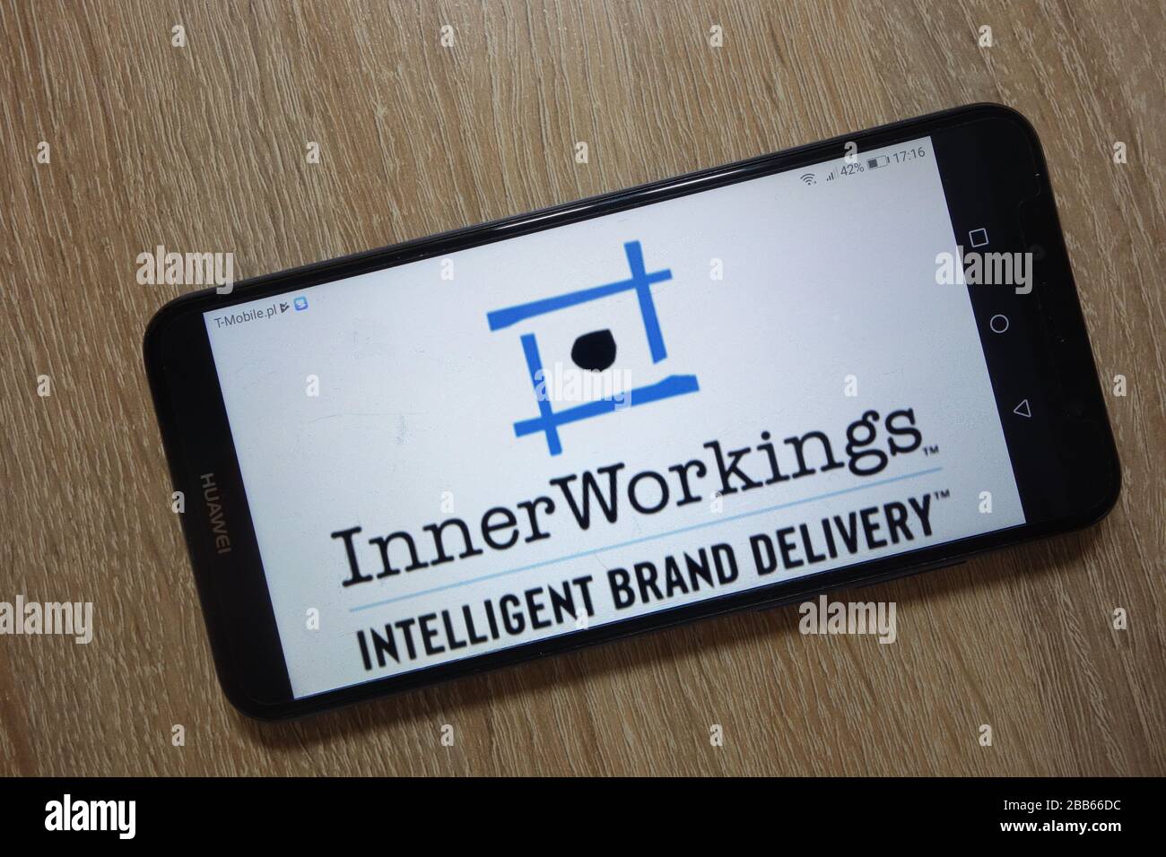 InnerWorkings logo displayed on smartphone Stock Photo - Alamy