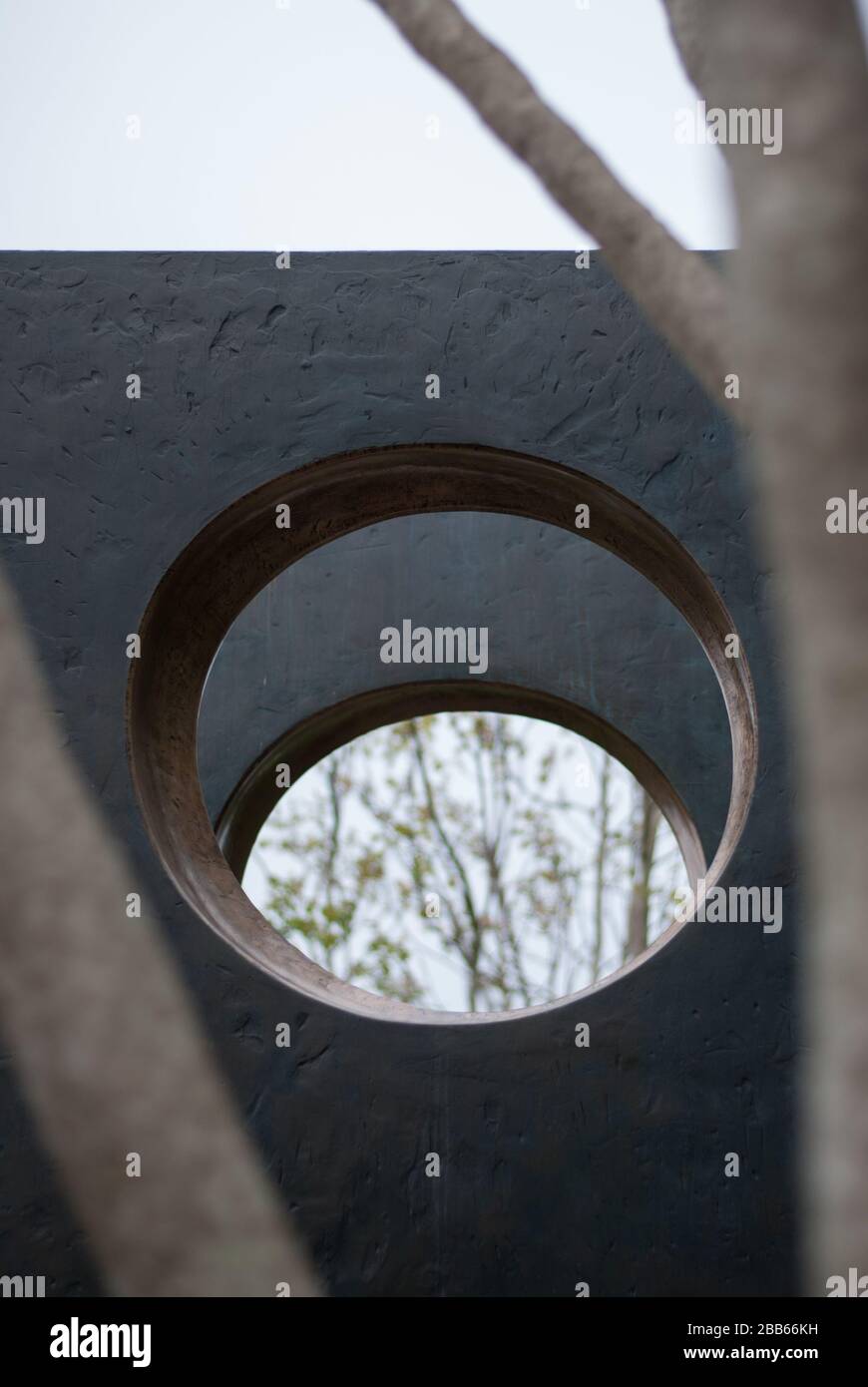 Four-Square (Walk Through) 1966 Bronze Sculpture at Barbara Hepworth ...