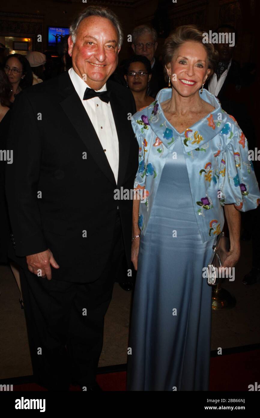 Joan Sandy Weill, 2009, Photo By John Barrett/PHOTOlink /MediaPunch ...