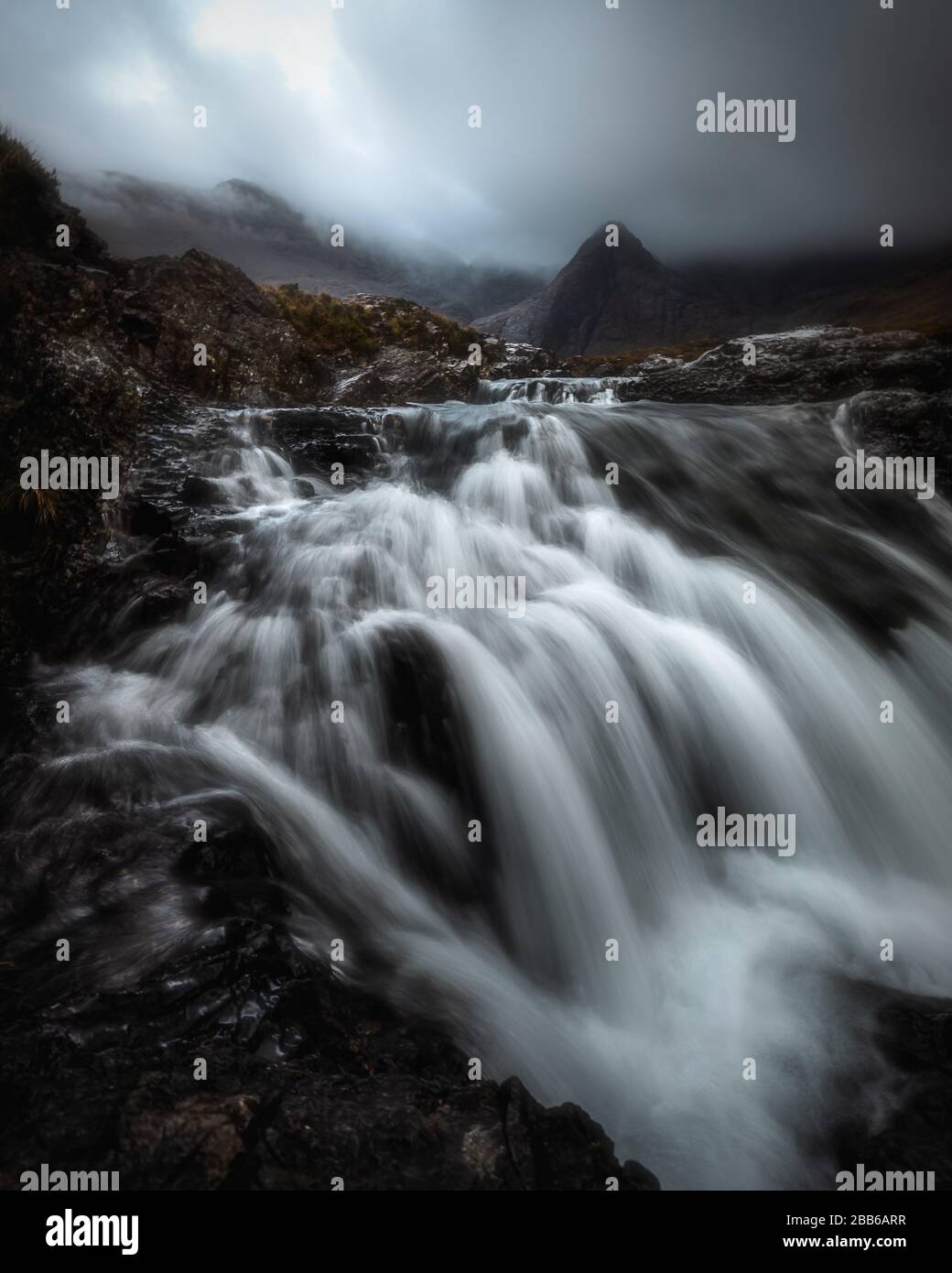 Talisker waterfall hi-res stock photography and images - Alamy