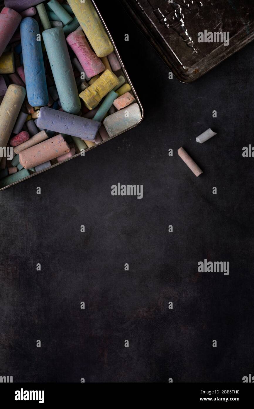 Box of chalk hi-res stock photography and images - Alamy