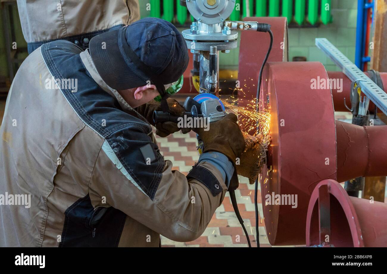 Pipe fitter equipment hi-res stock photography and images - Alamy