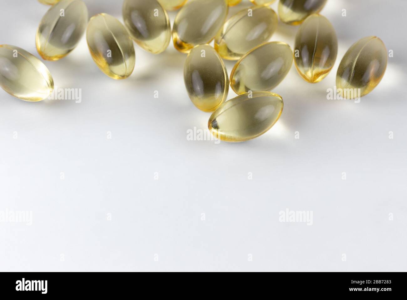 Soft gelatin capsules hi-res stock photography and images - Alamy
