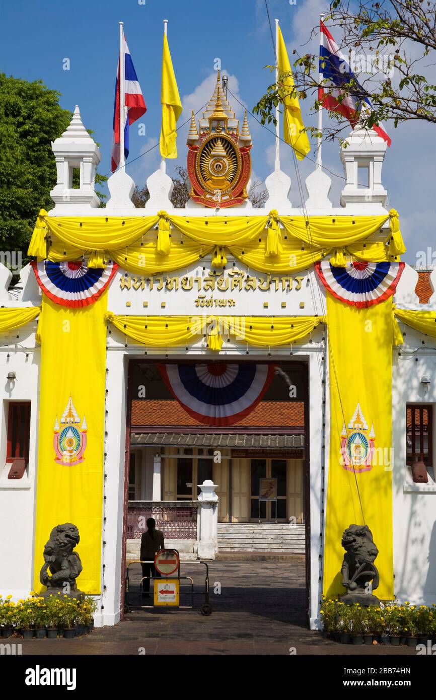 Silpakorn university hi-res stock photography and images - Alamy