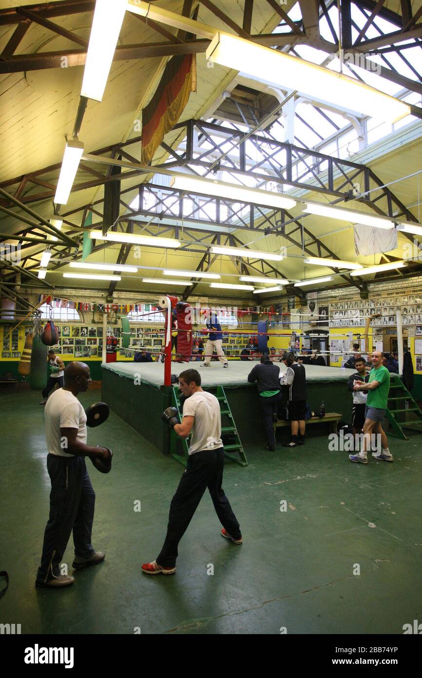 Repton boxing club hi-res stock photography and images - Alamy