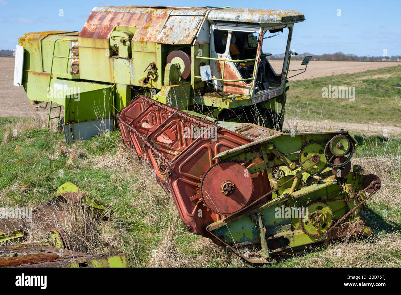 Claas combine harvester and tractor hi-res stock photography and images ...
