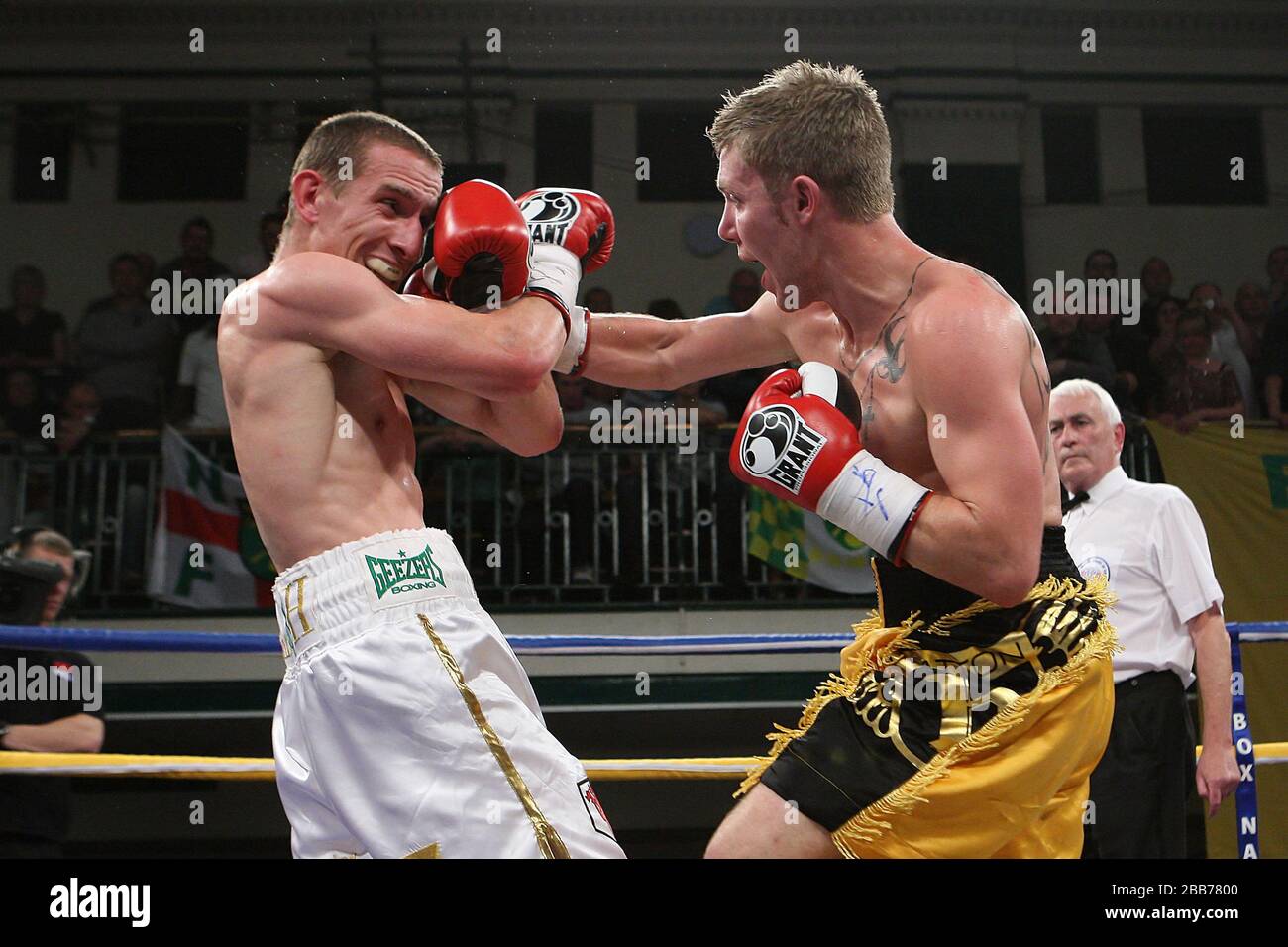 Ryan Walsh fights Liam Richards for the English Super-Bantamweight ...