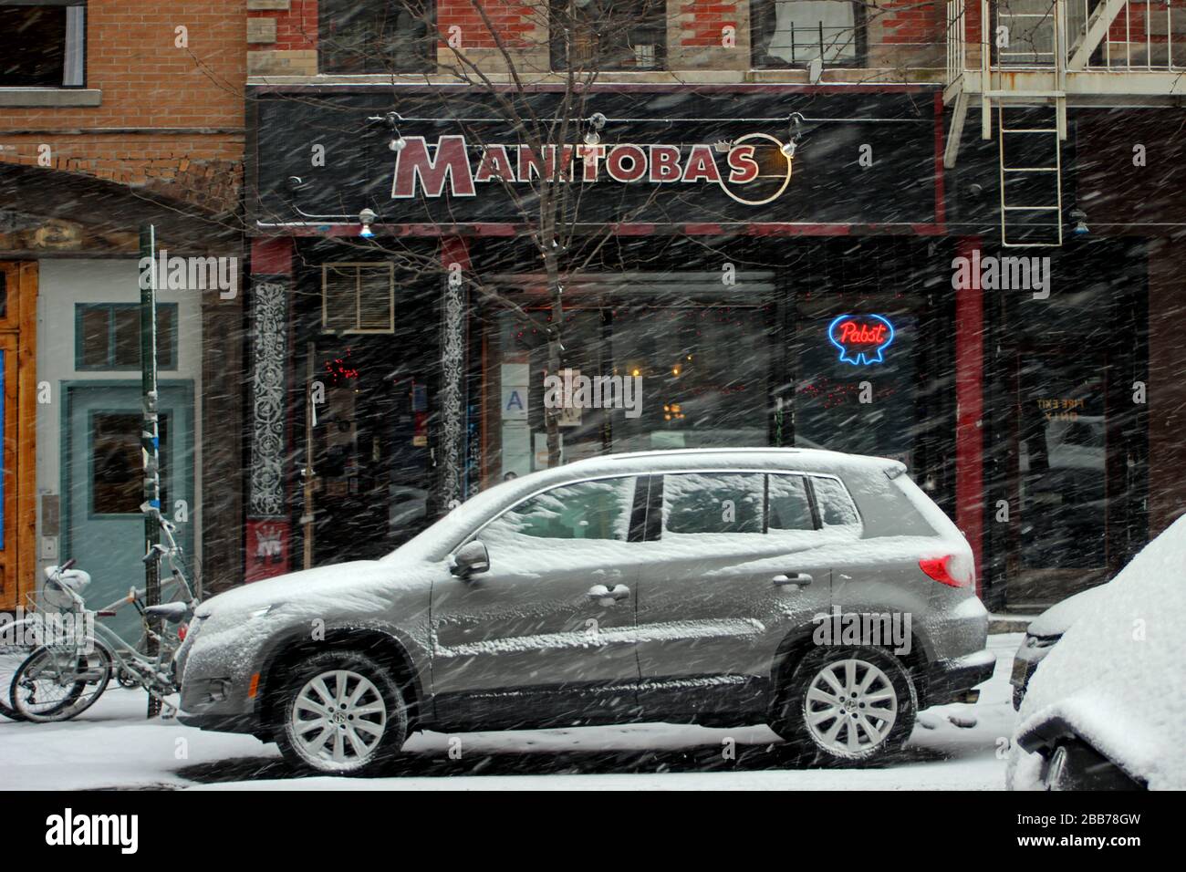 The Dictators' singer Handsome Dick Manitoba's Bar - now closed - in 99 ...