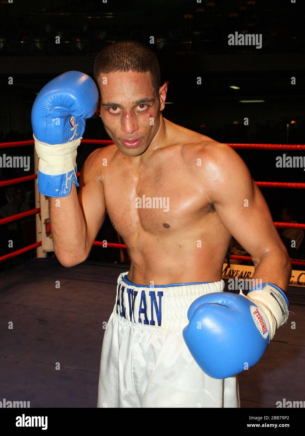 Birmingham fighting hi-res stock photography and images - Alamy