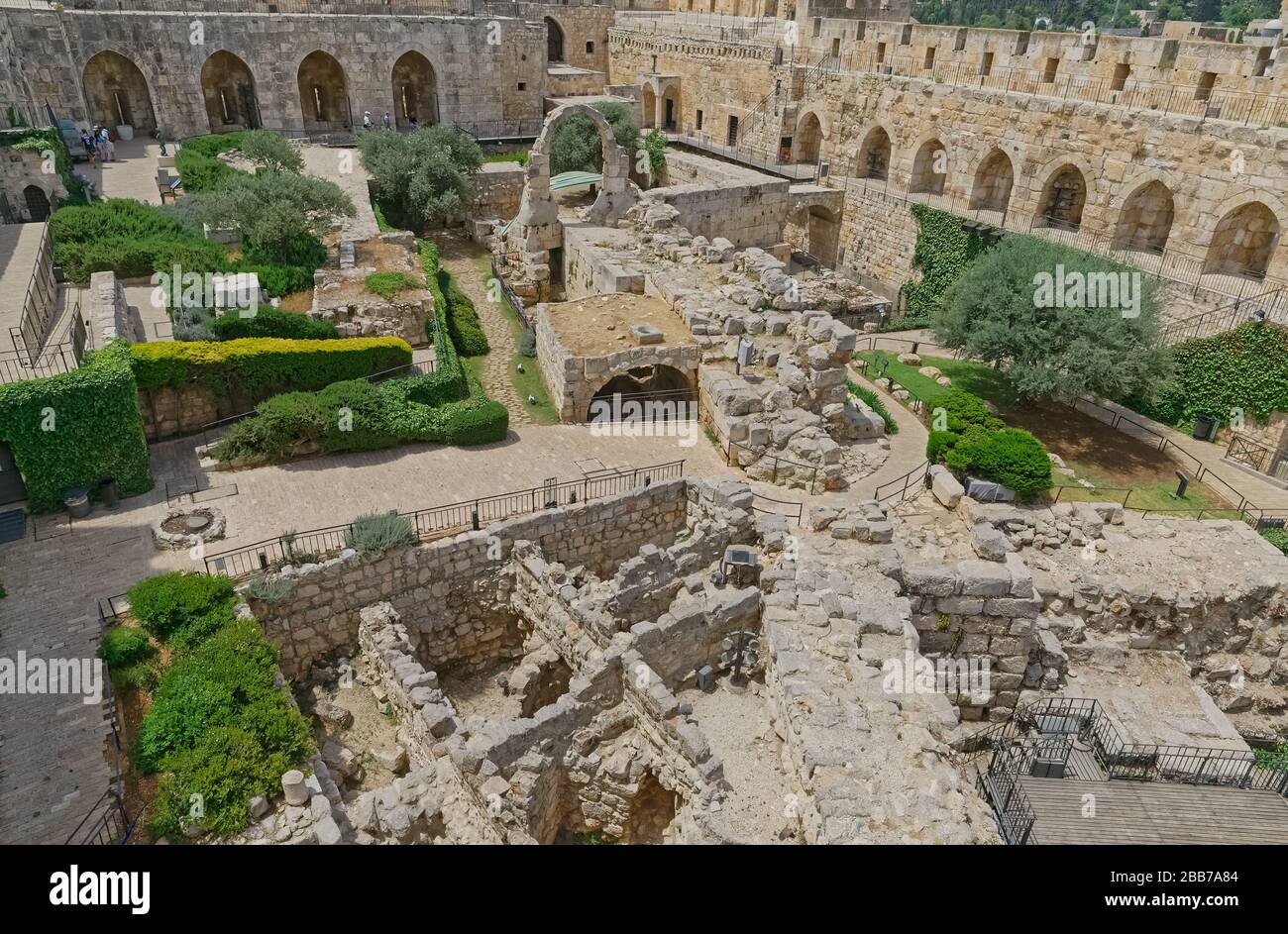 View tower david courtyard hi-res stock photography and images - Alamy