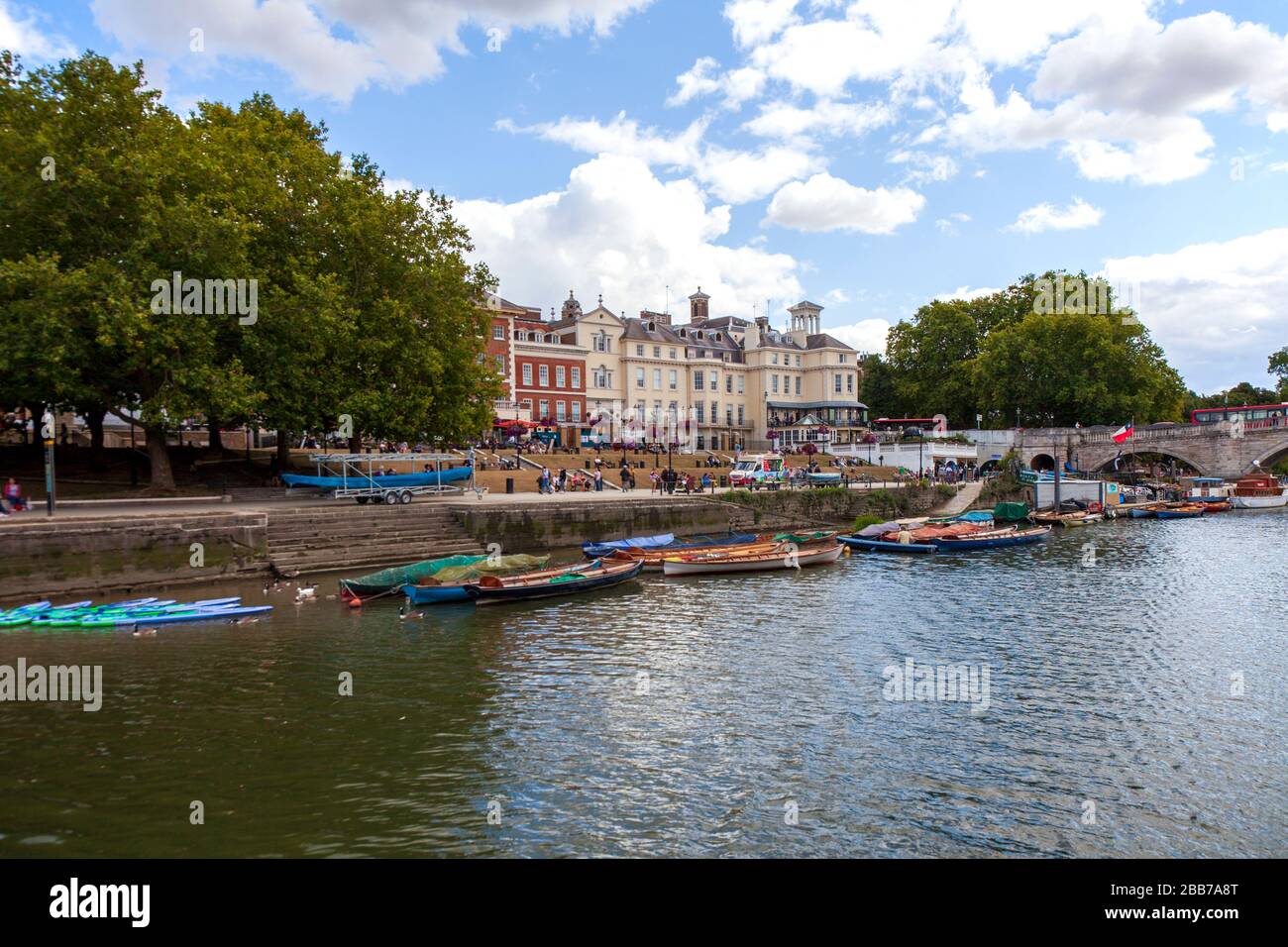 Richmond riverfront hi-res stock photography and images - Alamy
