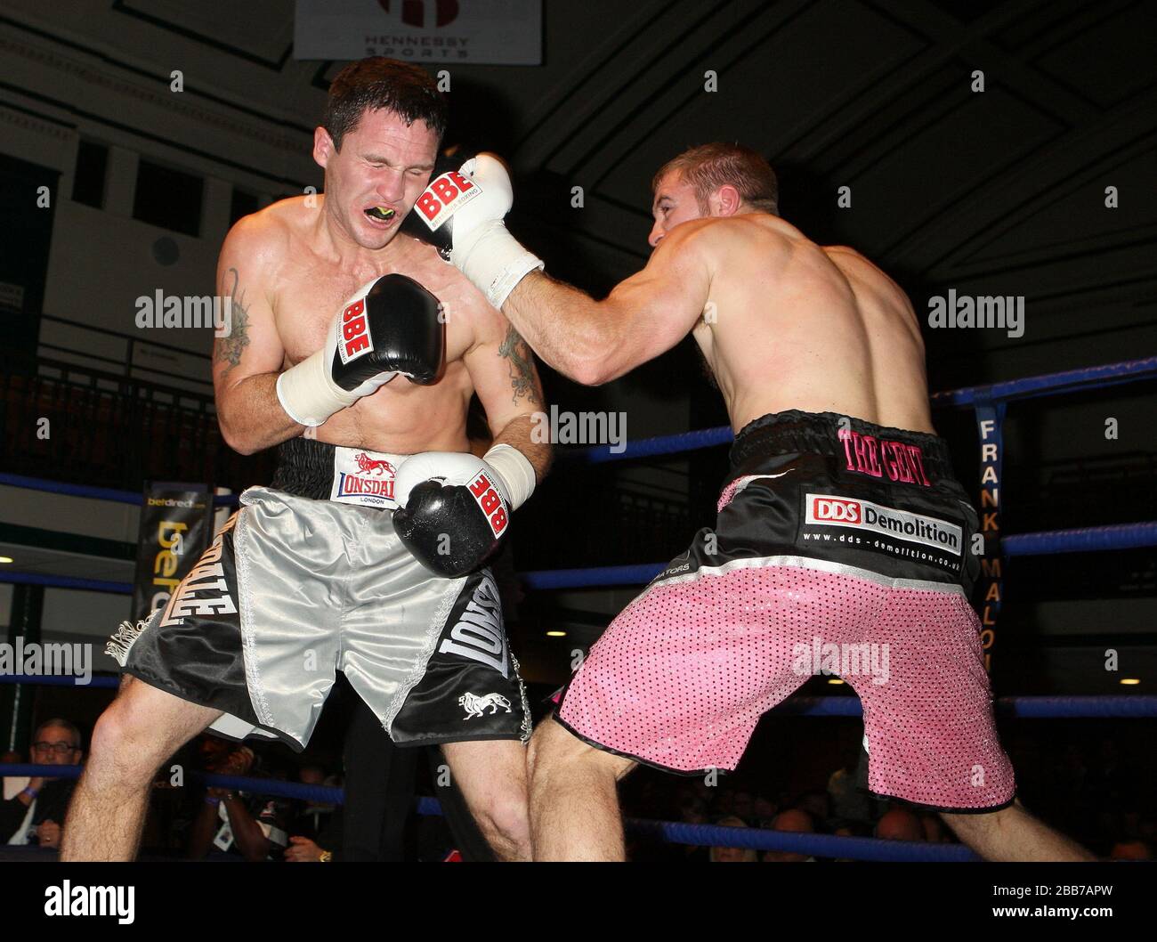 Scott Woolford (Ramsgate, pink/black shorts) loses to Tom Glover ...