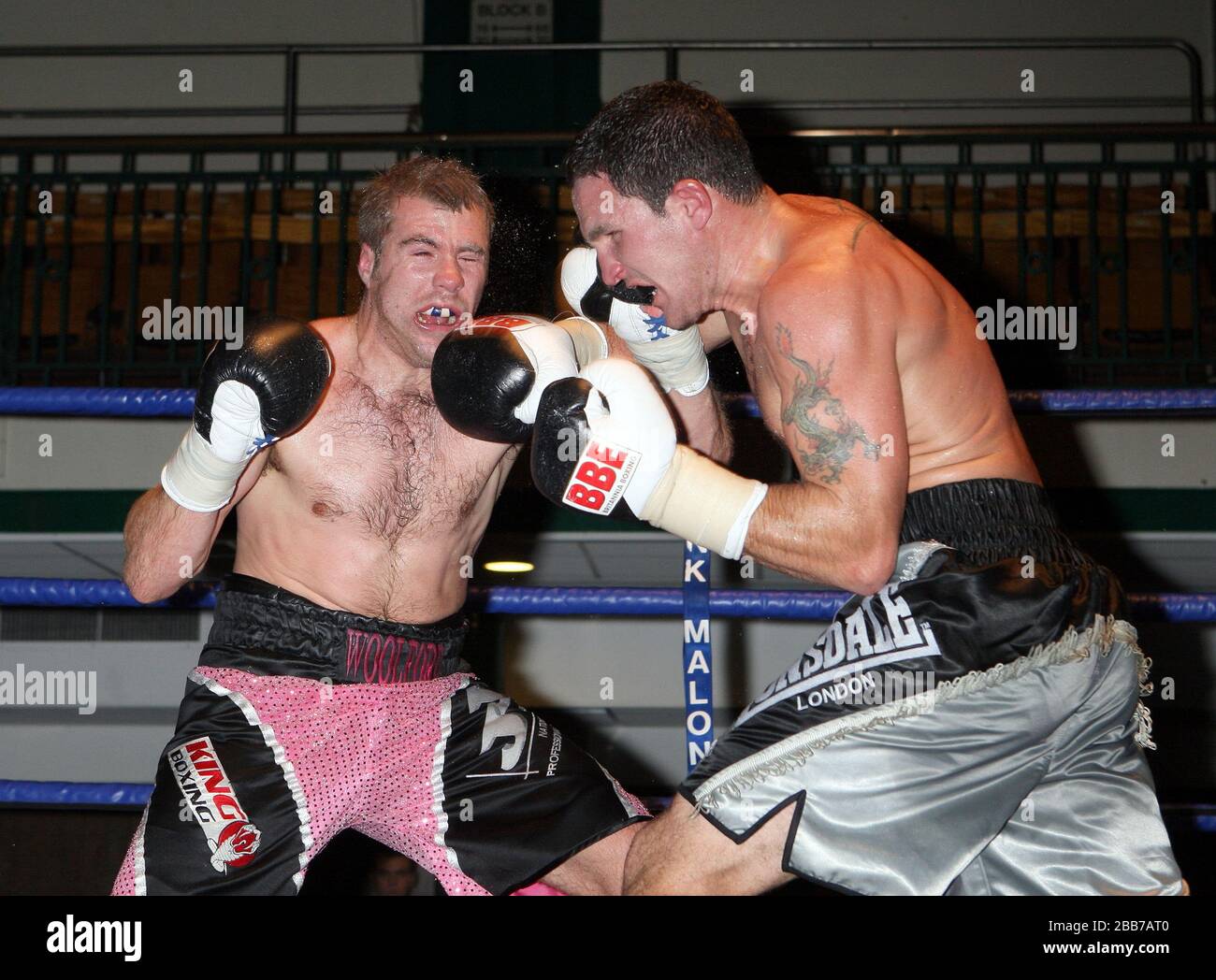 Scott Woolford (Ramsgate, pink/black shorts) loses to Tom Glover ...