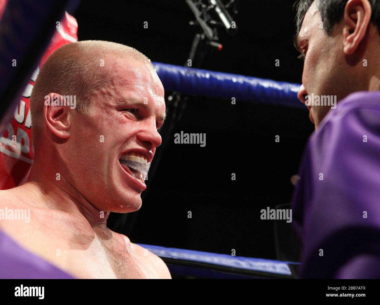 Mark Thomspon (Manchester, black shorts) defeats Gatis Skuja (Bethnal ...