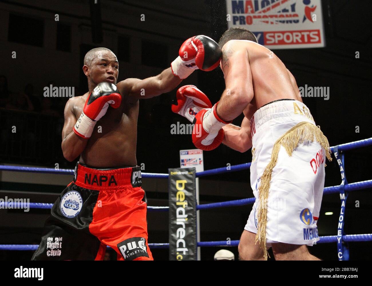 Ian Napa (Hackney, red/black shorts) defeats Carmelo Ballone (Belgium ...