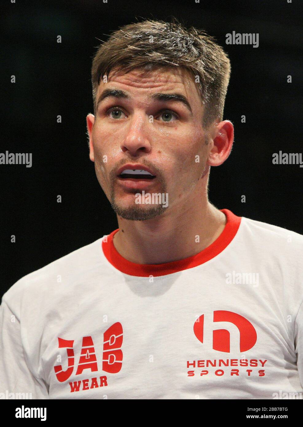 Bobby Ward (Nazeing, white shorts) defeats Sid Razak (Birmingham, black ...