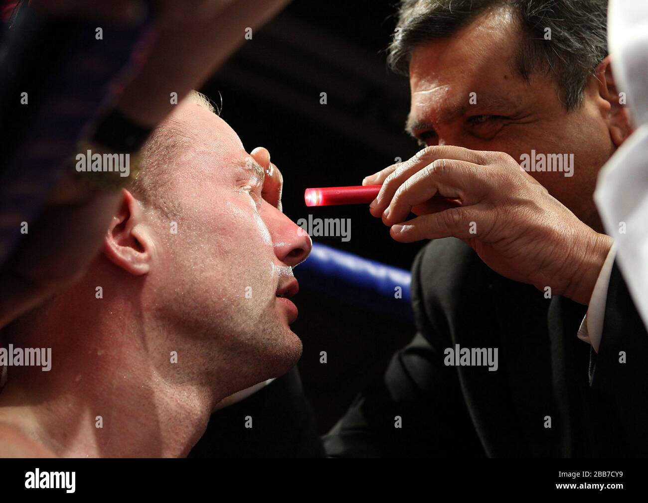 Boxing oldham hi-res stock photography and images - Alamy