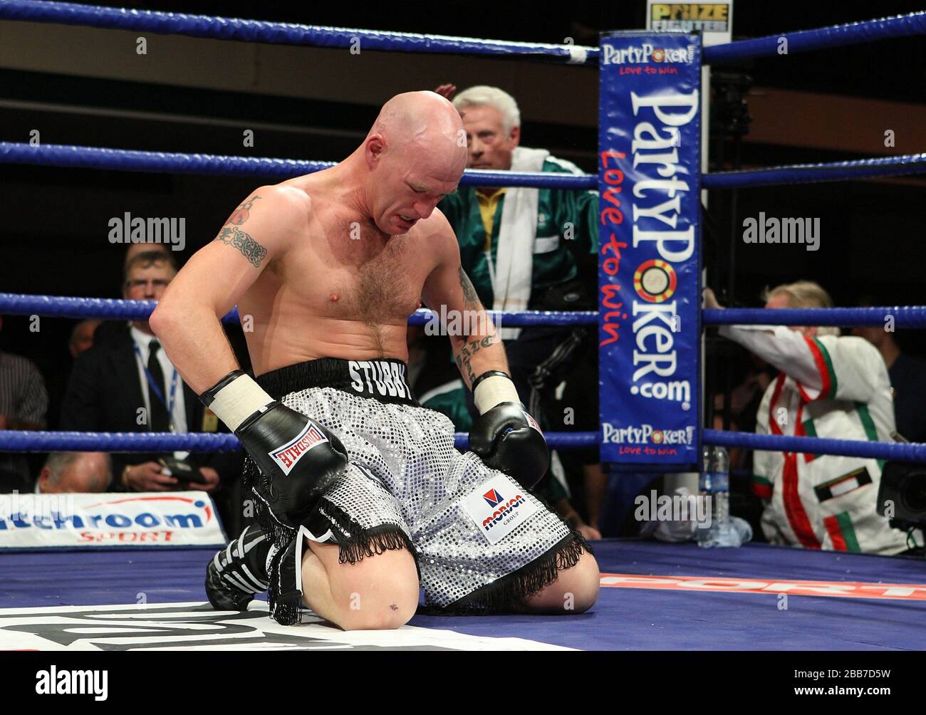 Boxing oldham hi-res stock photography and images - Alamy
