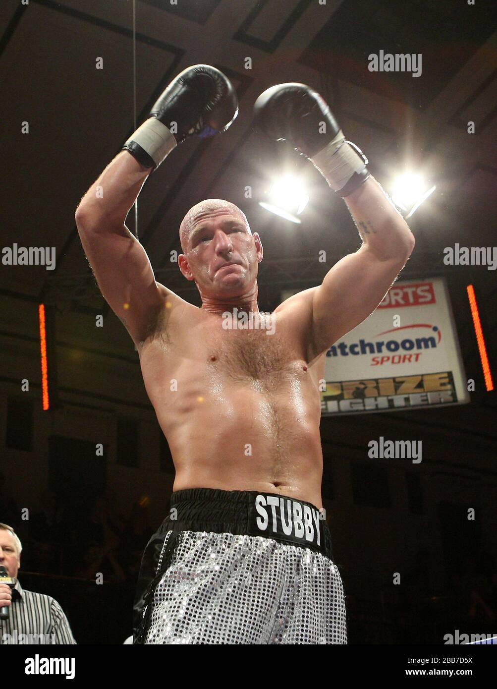 Round1: Darren Stubbs (Oldham, silver shorts) defeats Steve Spartacus ...