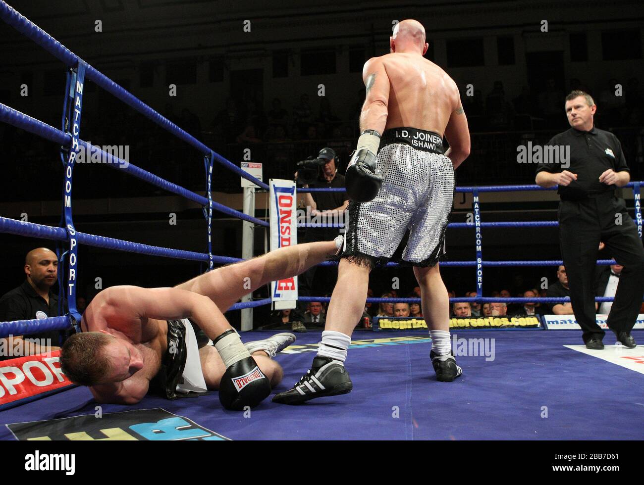 Boxing oldham hi-res stock photography and images - Alamy