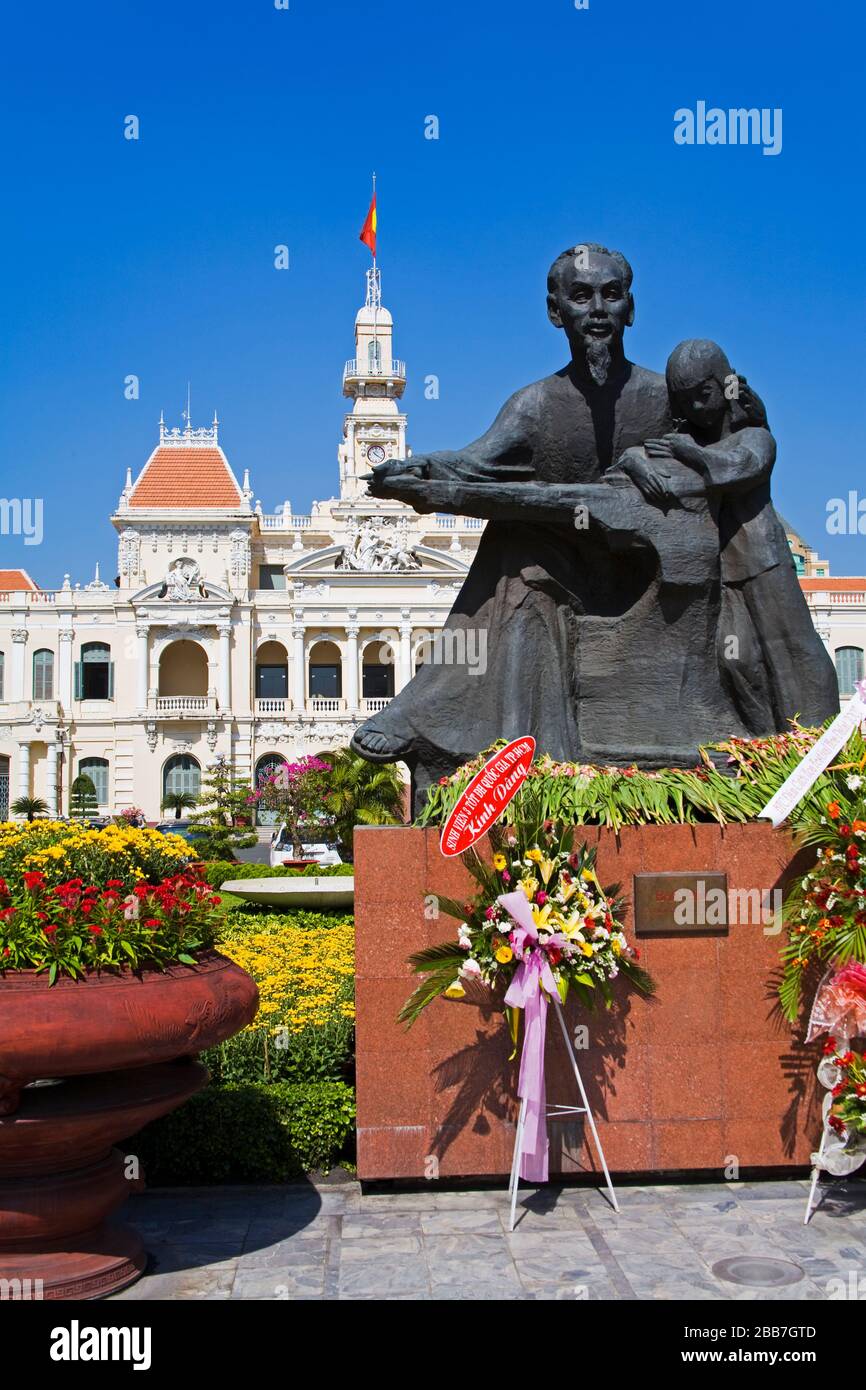 Hcmcs peoples committee building hi-res stock photography and images ...