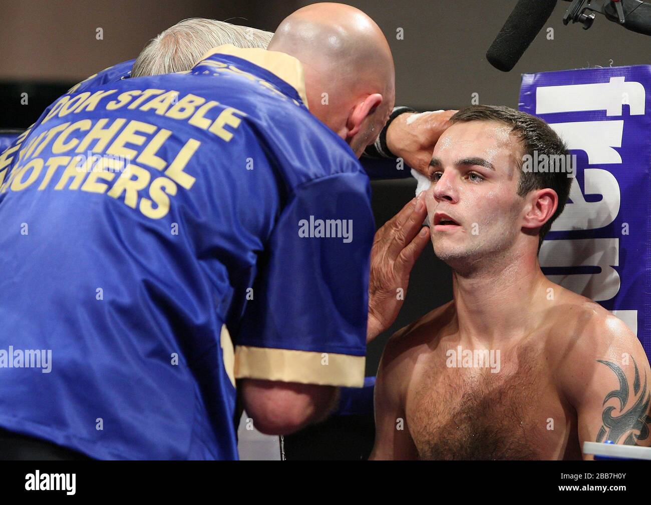 Kevin mitchell boxer hi-res stock photography and images - Alamy