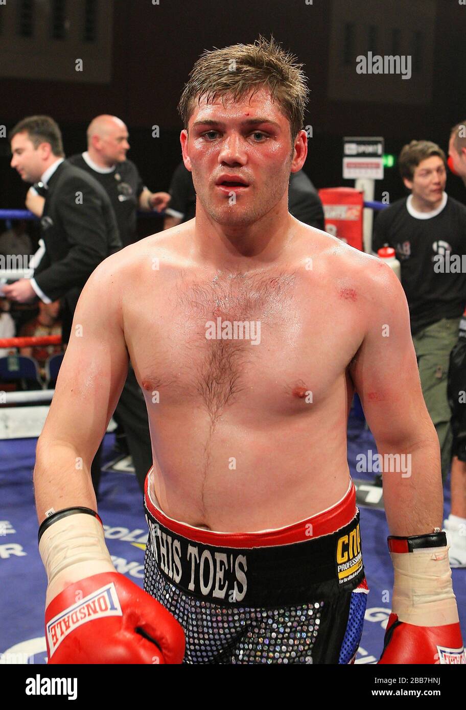 Matthew Thirlwall (Bermondsey, black shorts) defeats George Hillyard ...