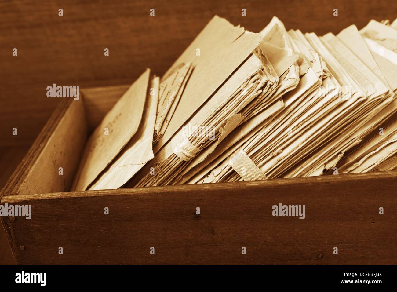 Stack of the old postal letters in a wooden box Stock Photo - Alamy