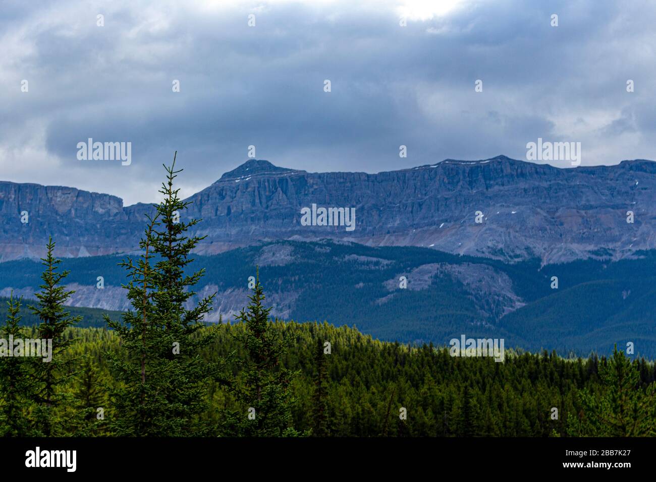 Thompson river water train hi-res stock photography and images - Alamy