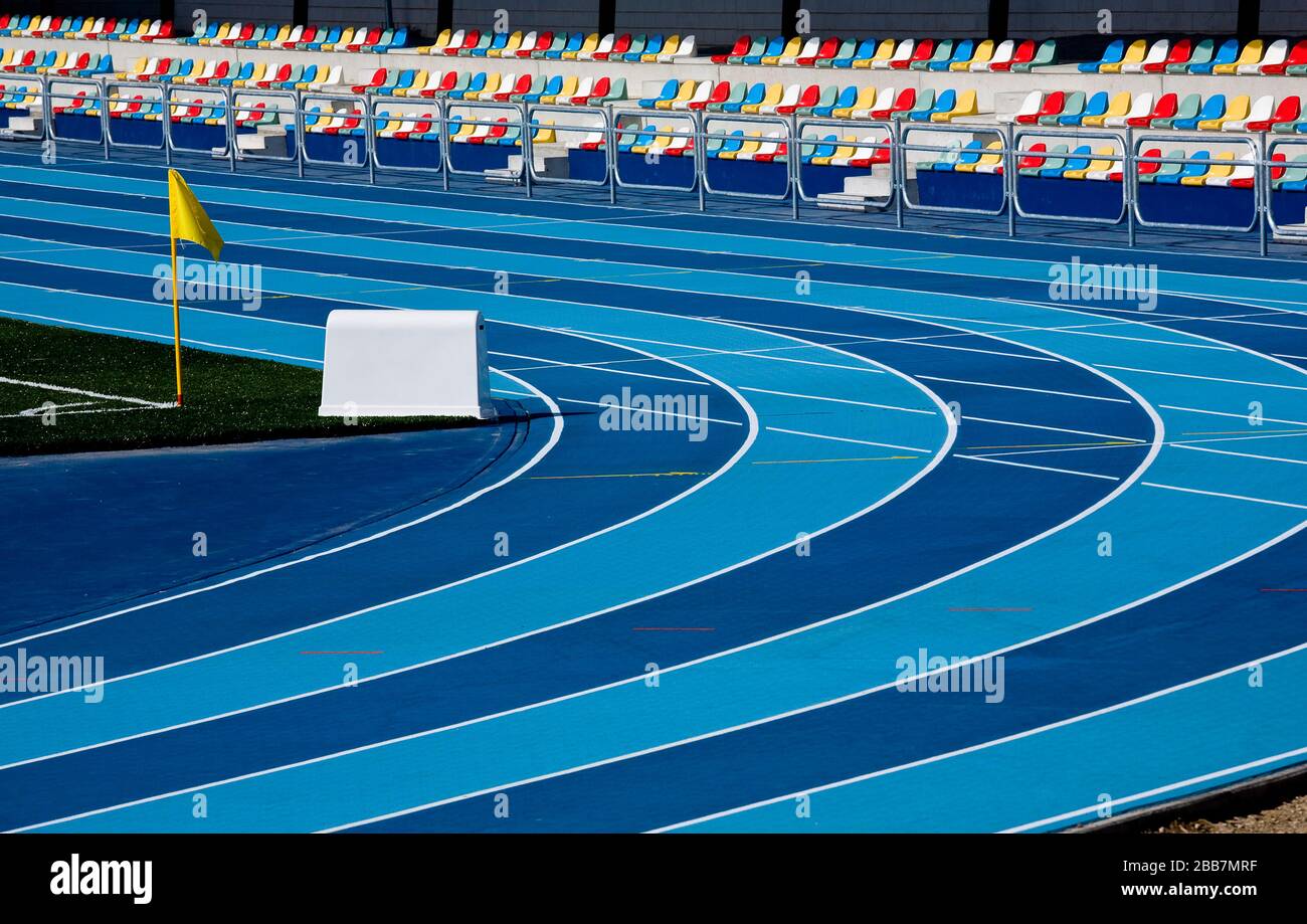 Spectators seats hi-res stock photography and images - Alamy