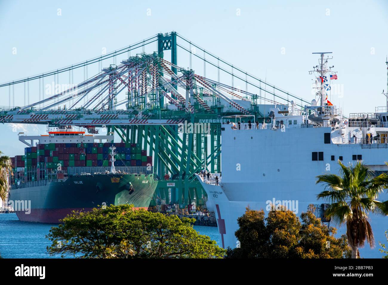 Navy doctors hi-res stock photography and images - Alamy