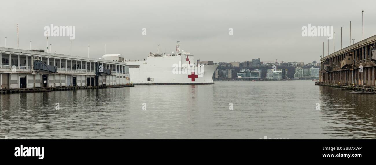 New York, NY - March 30, 2020: Arrival of USNS Comfort Navy ship with ...