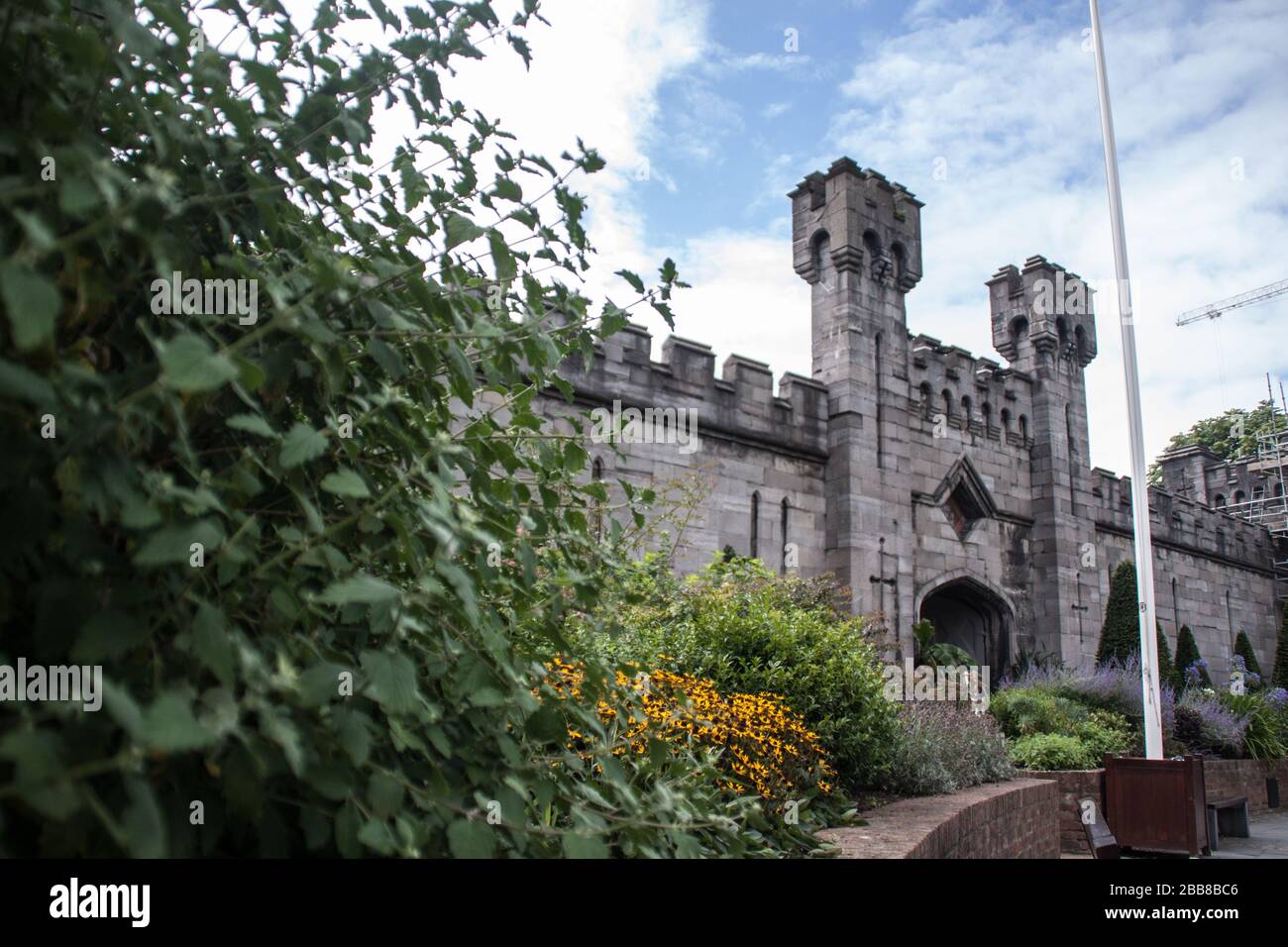 Gaelic castle hi-res stock photography and images - Alamy