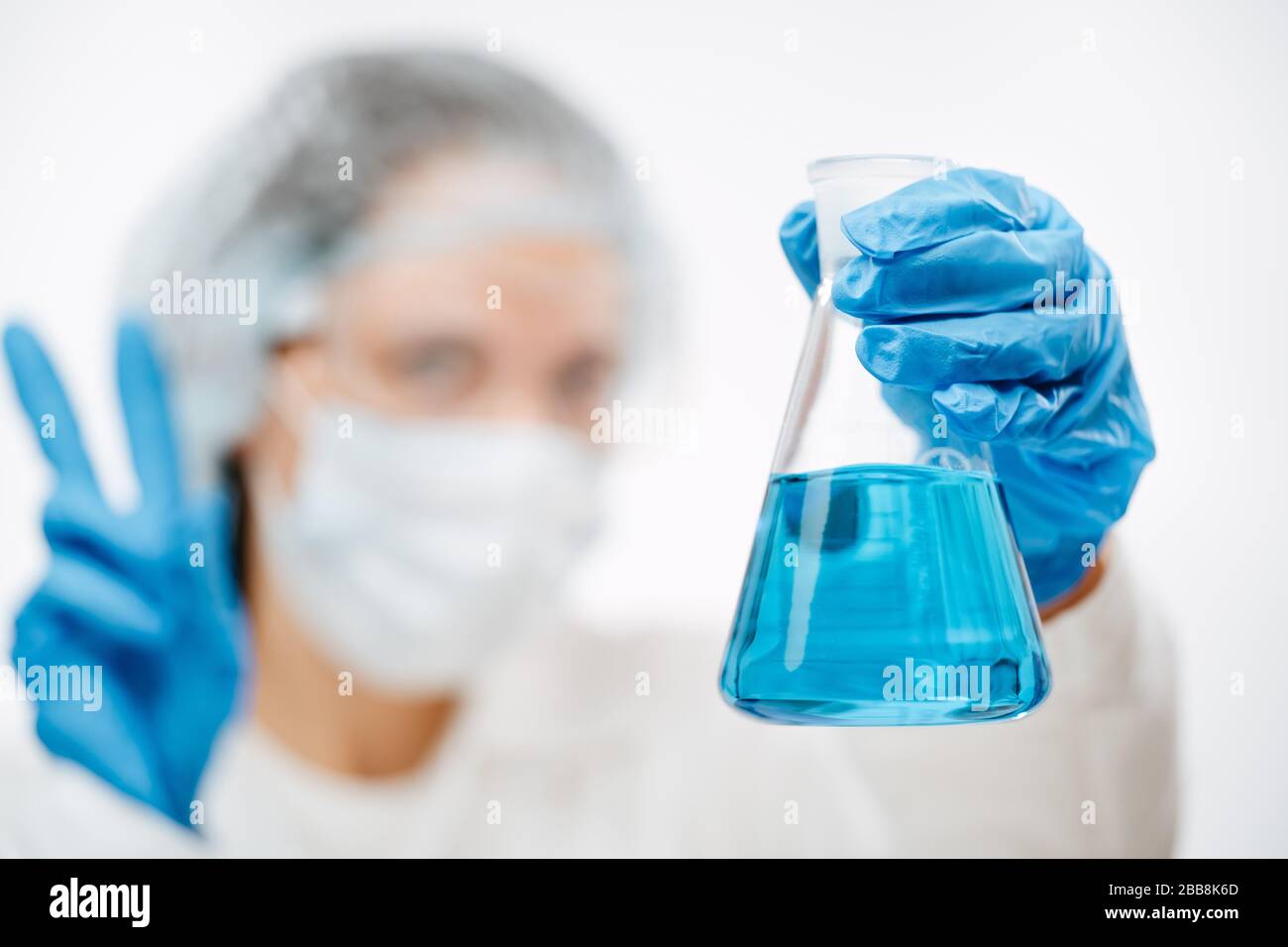Test flask hi-res stock photography and images - Alamy