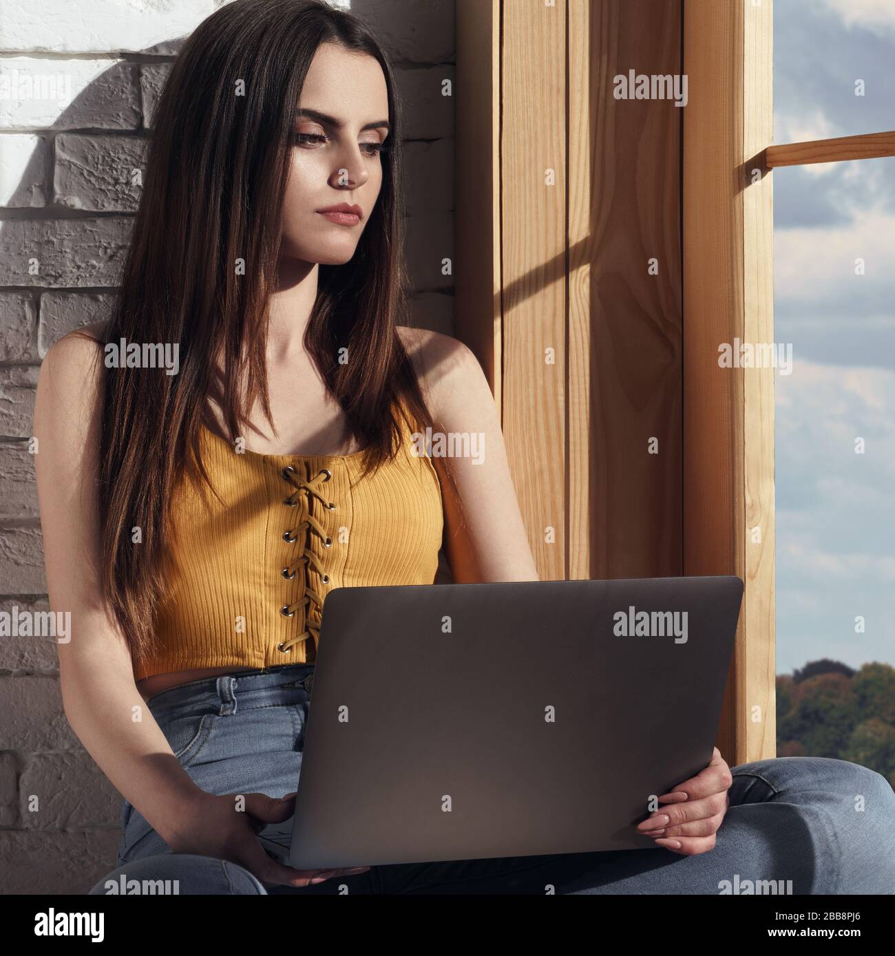 Sad face laptop hi-res stock photography and images - Alamy