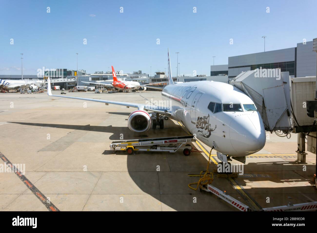 Boeing 737 737 800 virgin australia airline gate melbourne airpo hi-res ...